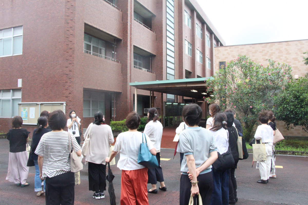 樟南高校PTAの皆さまが坂之上キャンパスを訪問｜入試｜IUK NEWS｜鹿児島国際大学